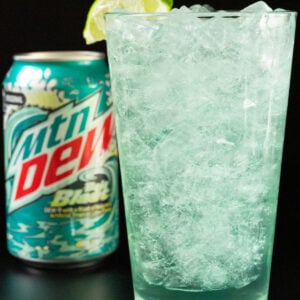 Baja Blast Cocktail - Cooking With Janica